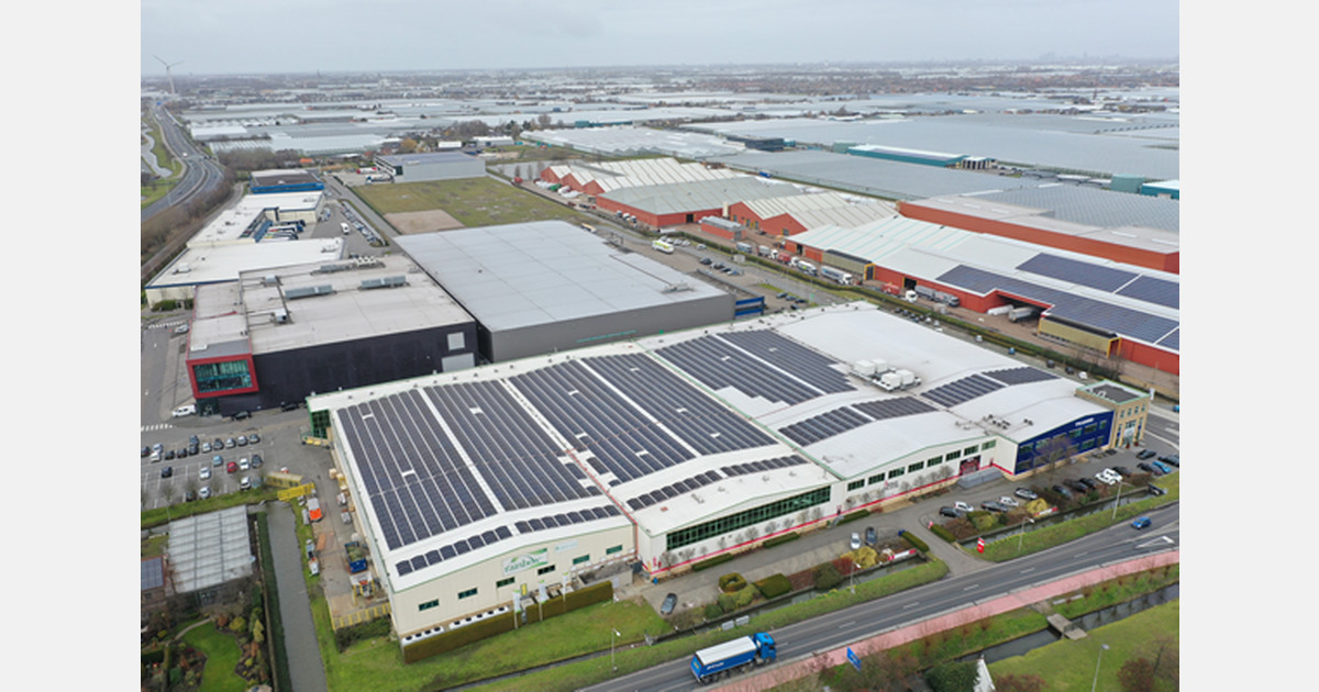 3.500 zonnepanelen op dak Rainbow Kleinpak