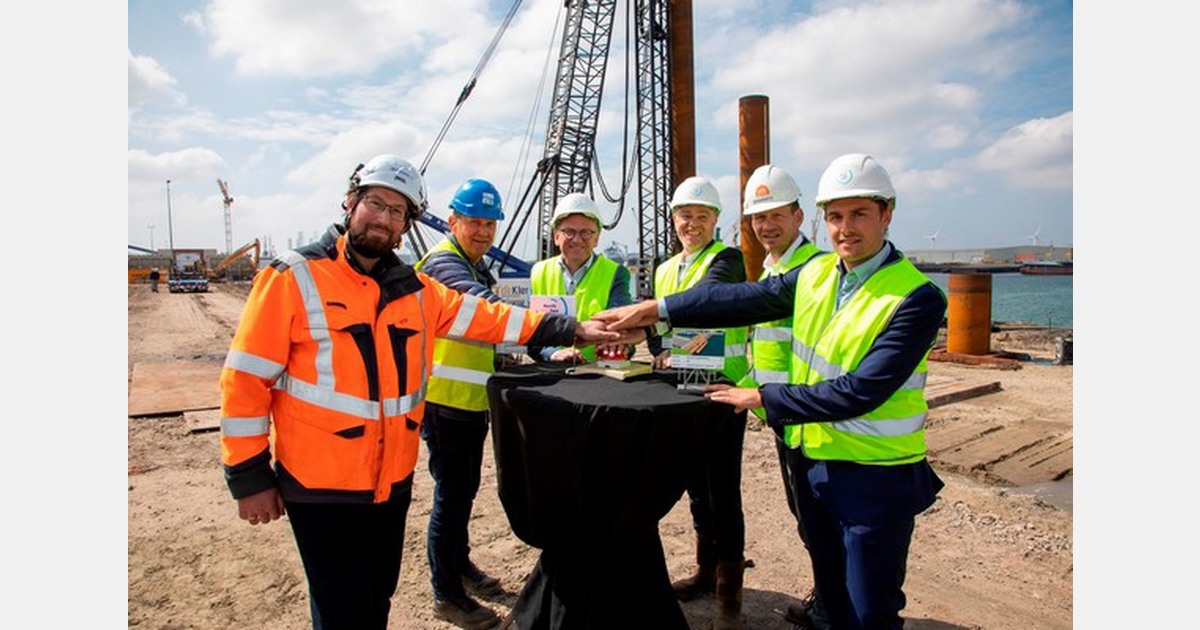 Bouw nieuwe kade in Quarleshaven in Vlissingen van start