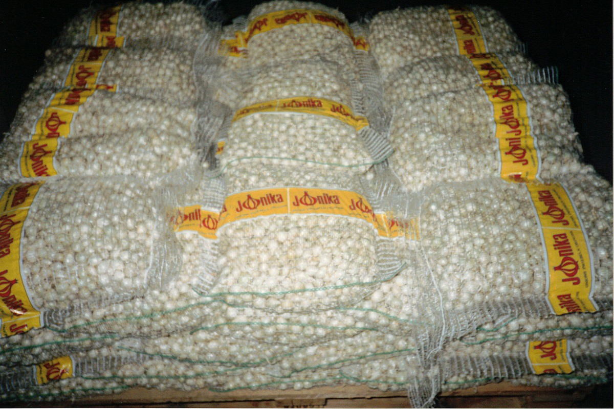 Uit de oude doos: Nederlandse uienverpakkers houden de moed erin