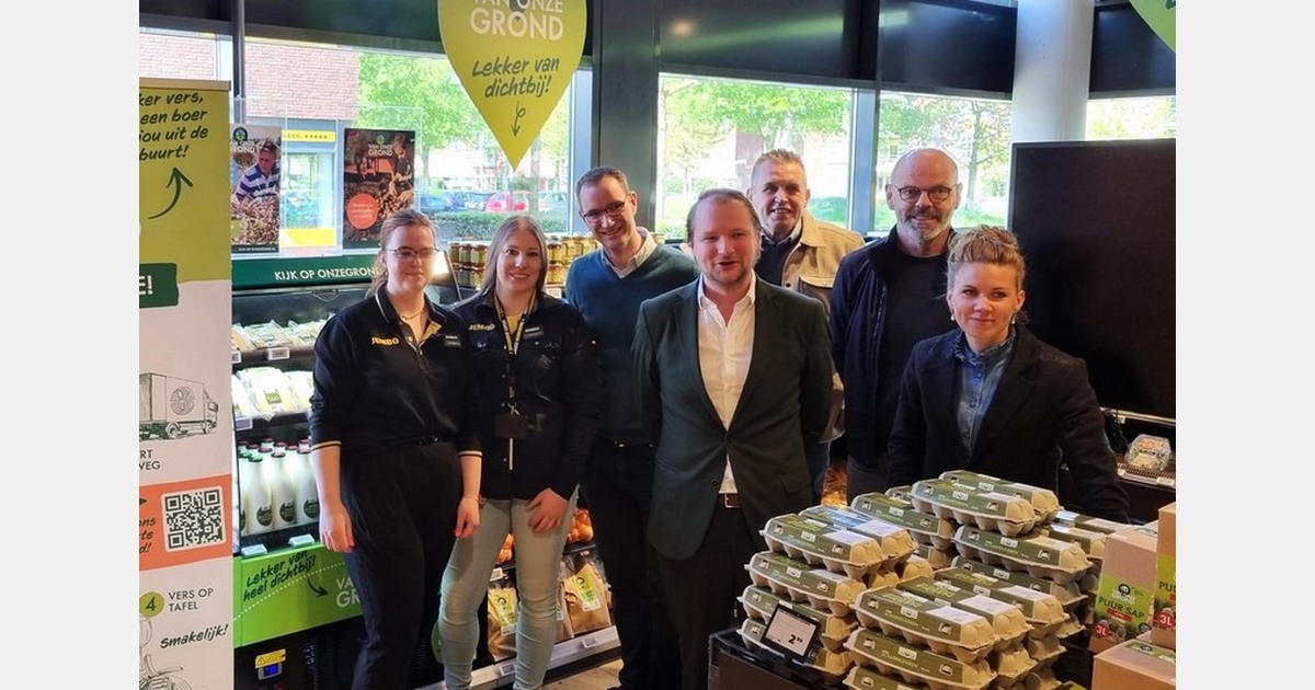 Wethouder lanceert Van Onze Grond streekproducten bij Jumbo Zutphen