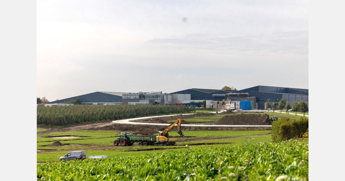 Bouw van nieuwe sorteerhal van 12.000 m² gestart bij Devos Group